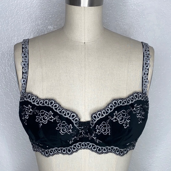 chantal thomas | Intimates & Sleepwear | Vintage Retro 6s Black Velvet ...
